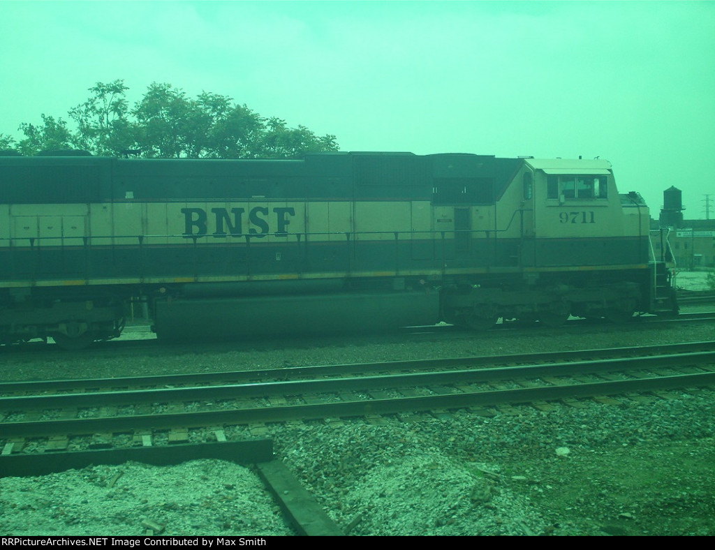 BNSF 9711
